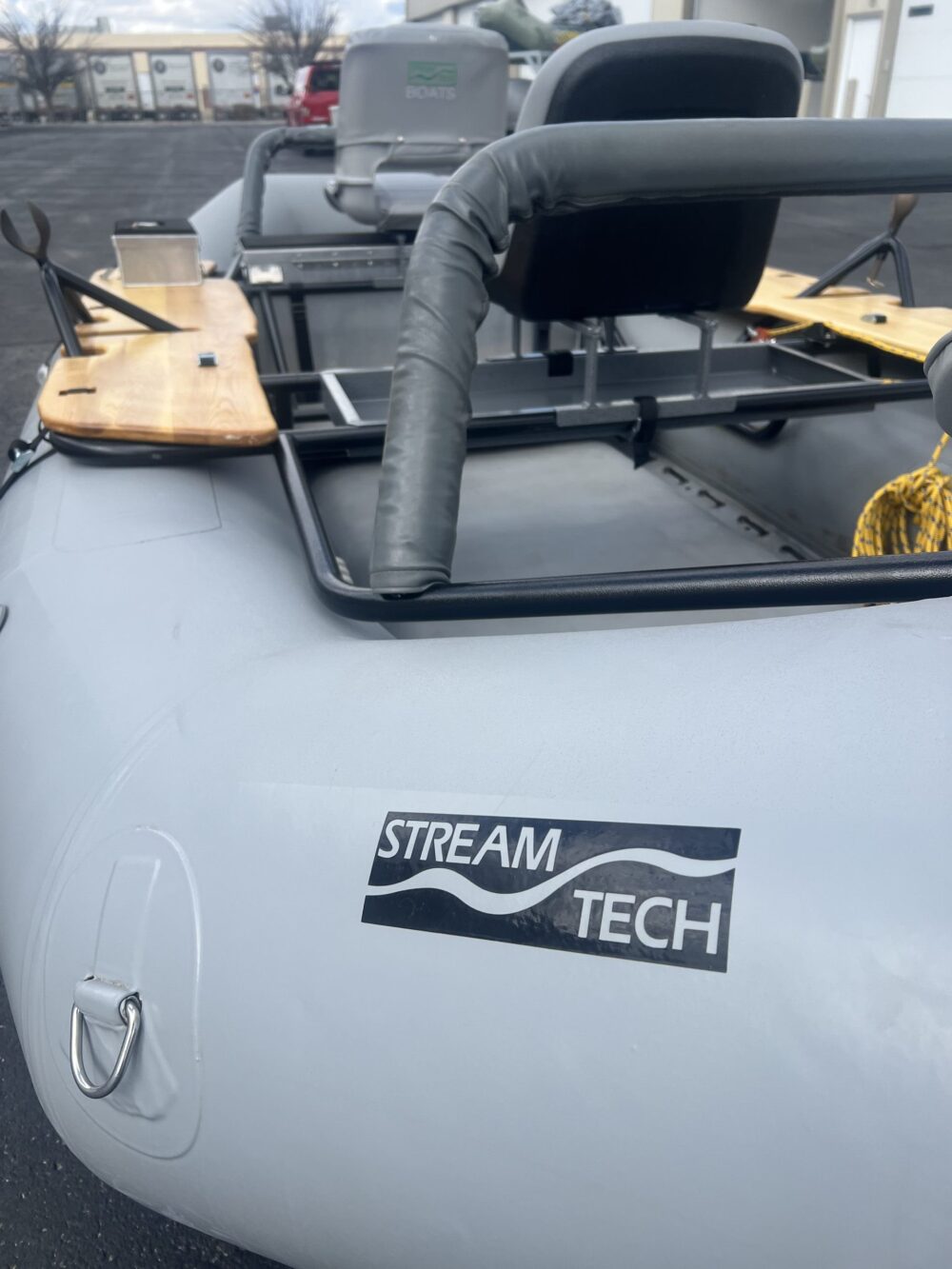 Used boat #3 media 3 - StreamTech Boats